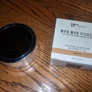 it cosmetics | Makeup | It Cosmetics New Bye Bye Pores Powder | Poshmark